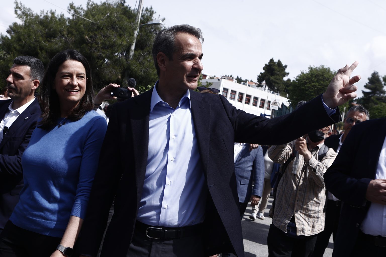 Ψήφισε στο 361ο εκλογικό τμήμα στην Κηφισιά, ο Πρωθυπουργός Κυριάκος ...