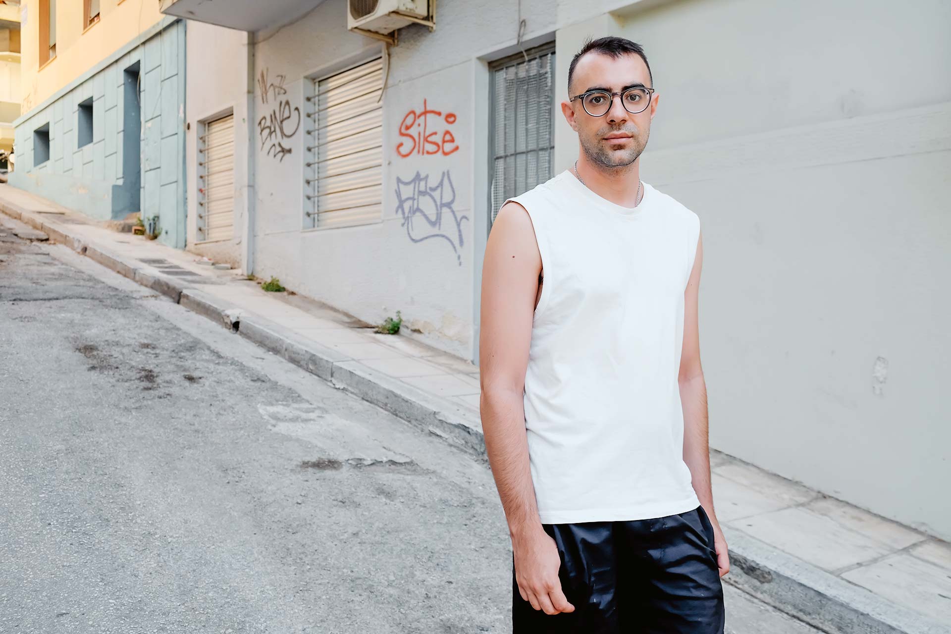 Γιάννης Ιατρού, Εκδότης - OLAFAQ